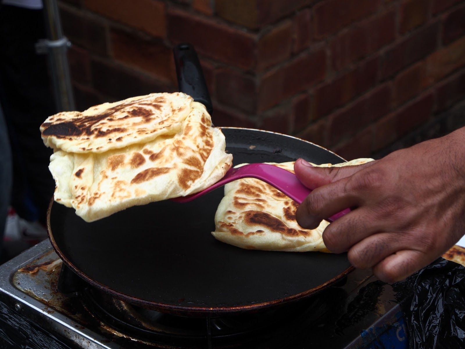 Gelama Busuk: Roti Canai made in UK