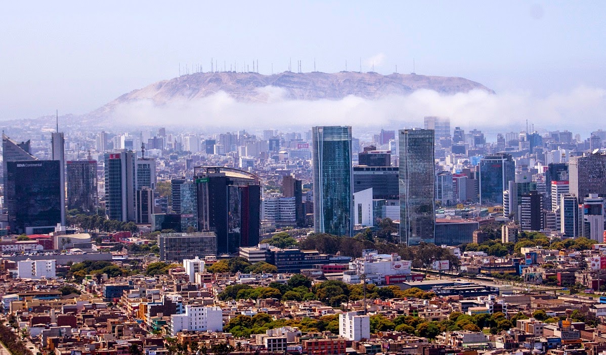 DESARROLLO PERUANO: El Record Peruano: Nuestra Ciudad Más Grande