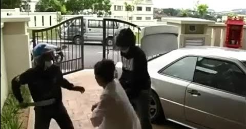 AUTOMATIC GATE SYSTEM: Kenapa Perlu Pagar Automatik