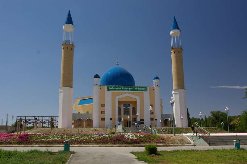 Baú do Luizinho: Nikinha no Cazaquistão