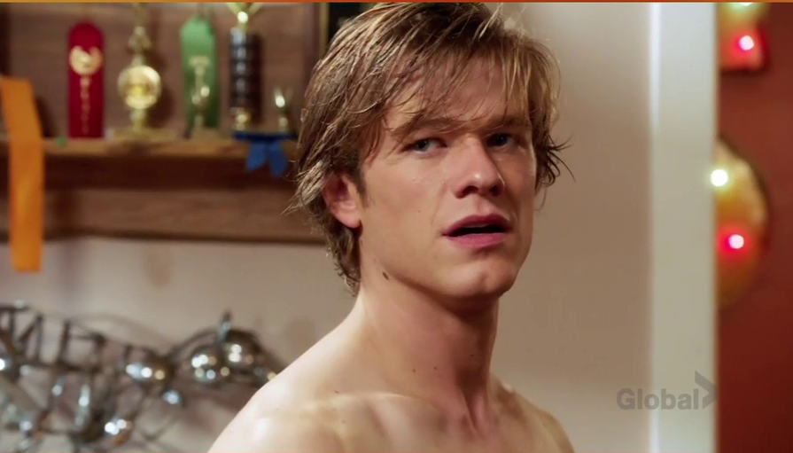 Alexis_Superfan's Shirtless Male Celebs: Lucas Till shirtless in MacGyver, Season 3, Ep 15 Caps ...