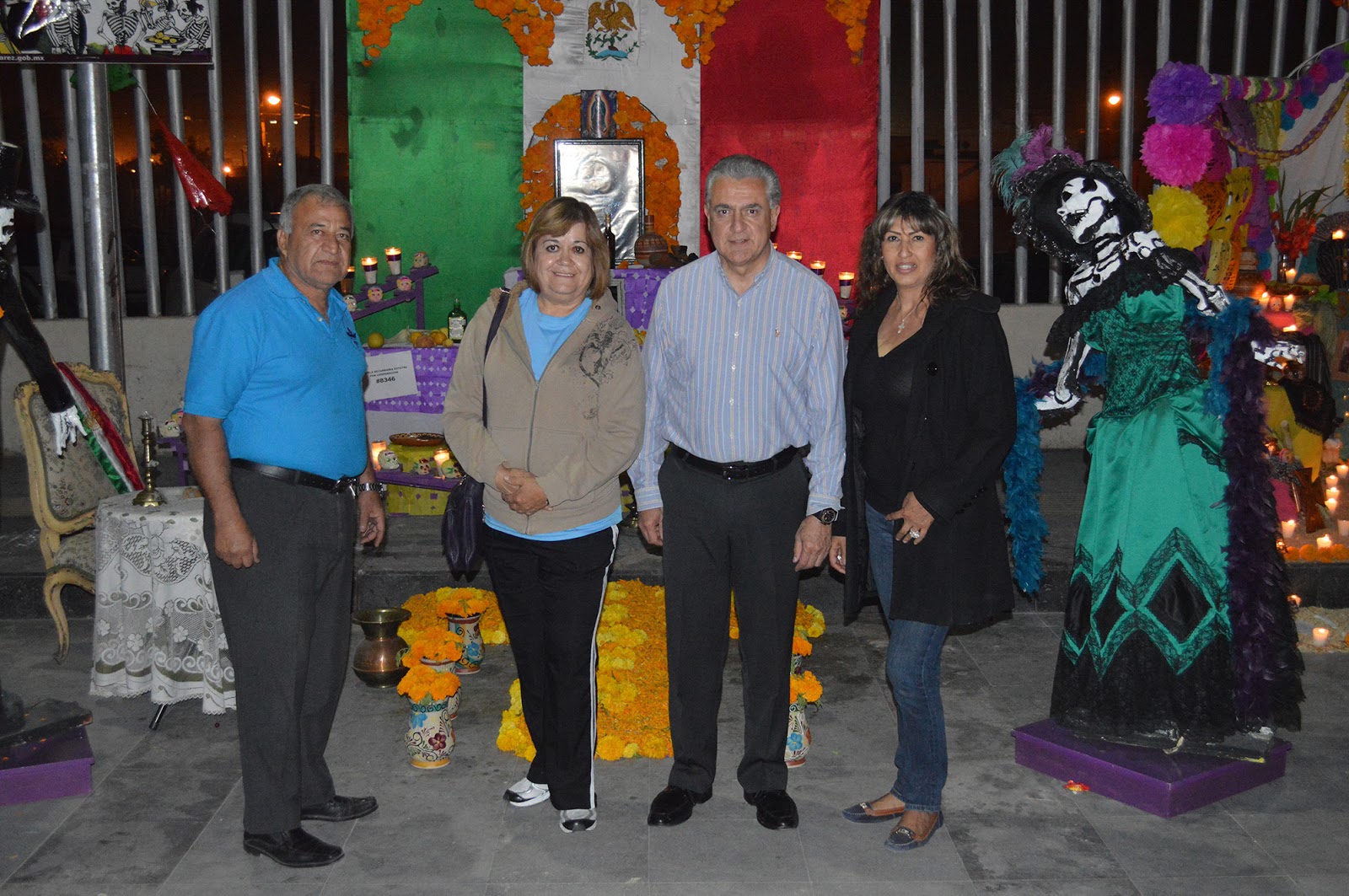 Rancho Las Voces: Noticias / Ciudad Juárez: Premia Presidente Municipal ... Rancho Las Voces: Noticias / Ciudad Juárez: Premia Presidente Municipal ...