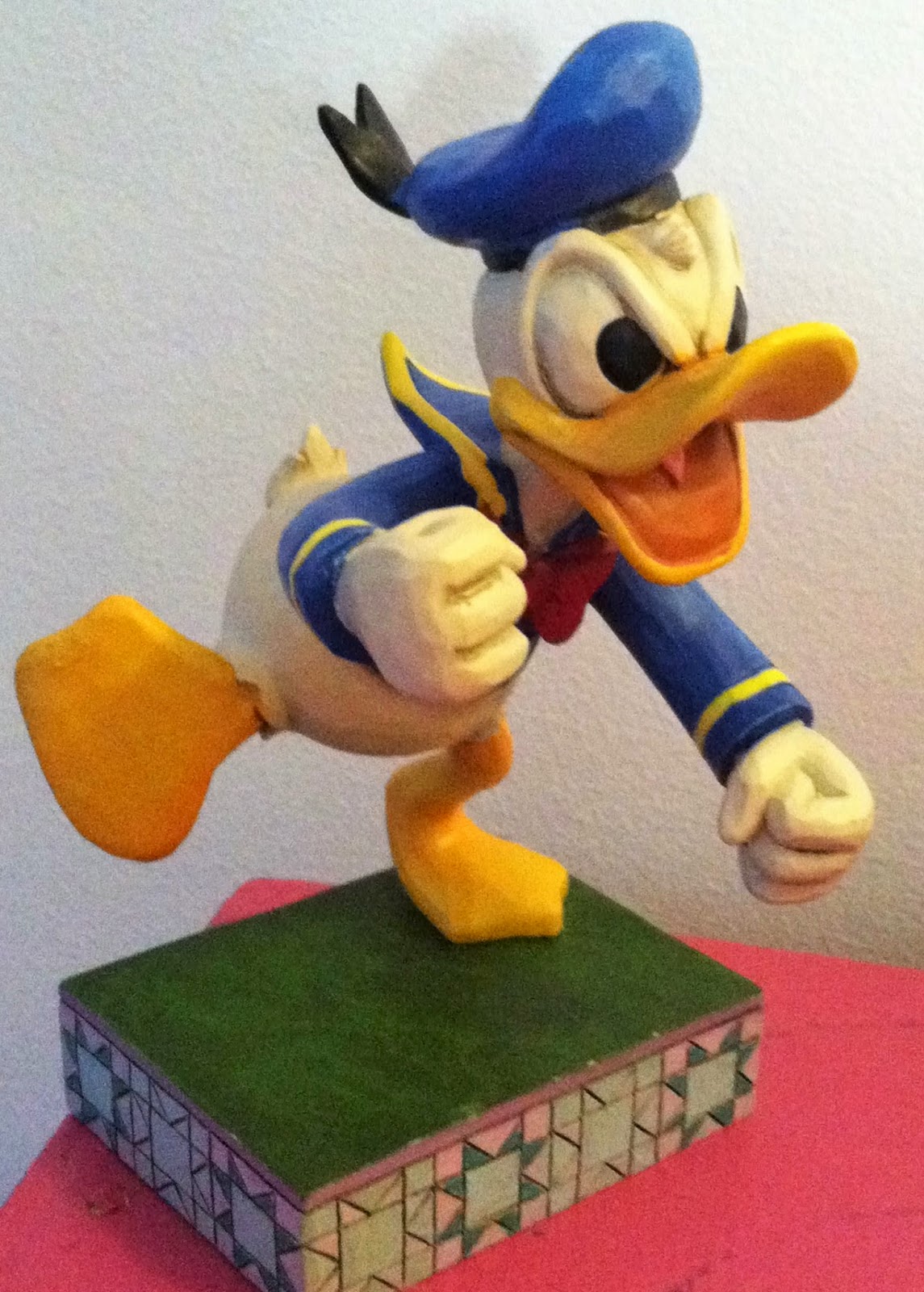 My Disney Treasures: DISNEY TRADITIONS "FOWL TEMPER" DONALD DUCK ...