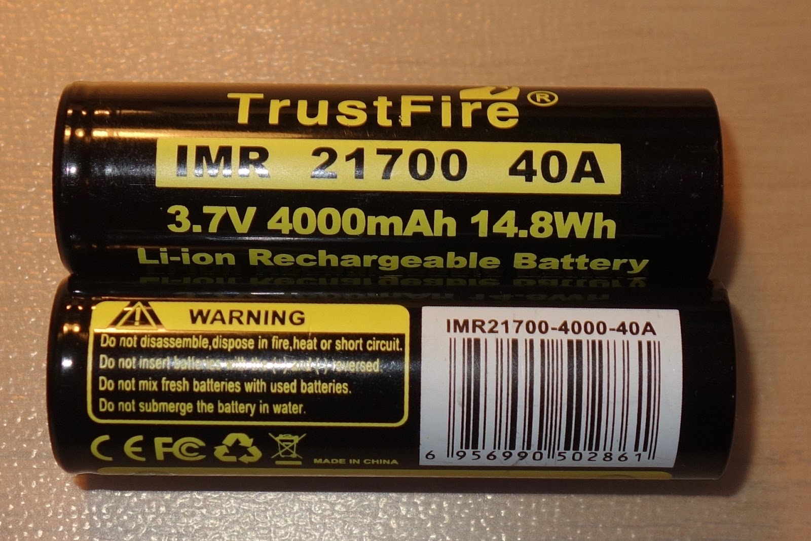 Torchy the Battery Boy: 20700 / 21700 / 20650 batteries