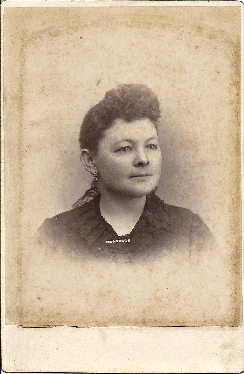 Heirlooms Reunited: Photograph of Jennie Sanderlin - Axie Jane ...