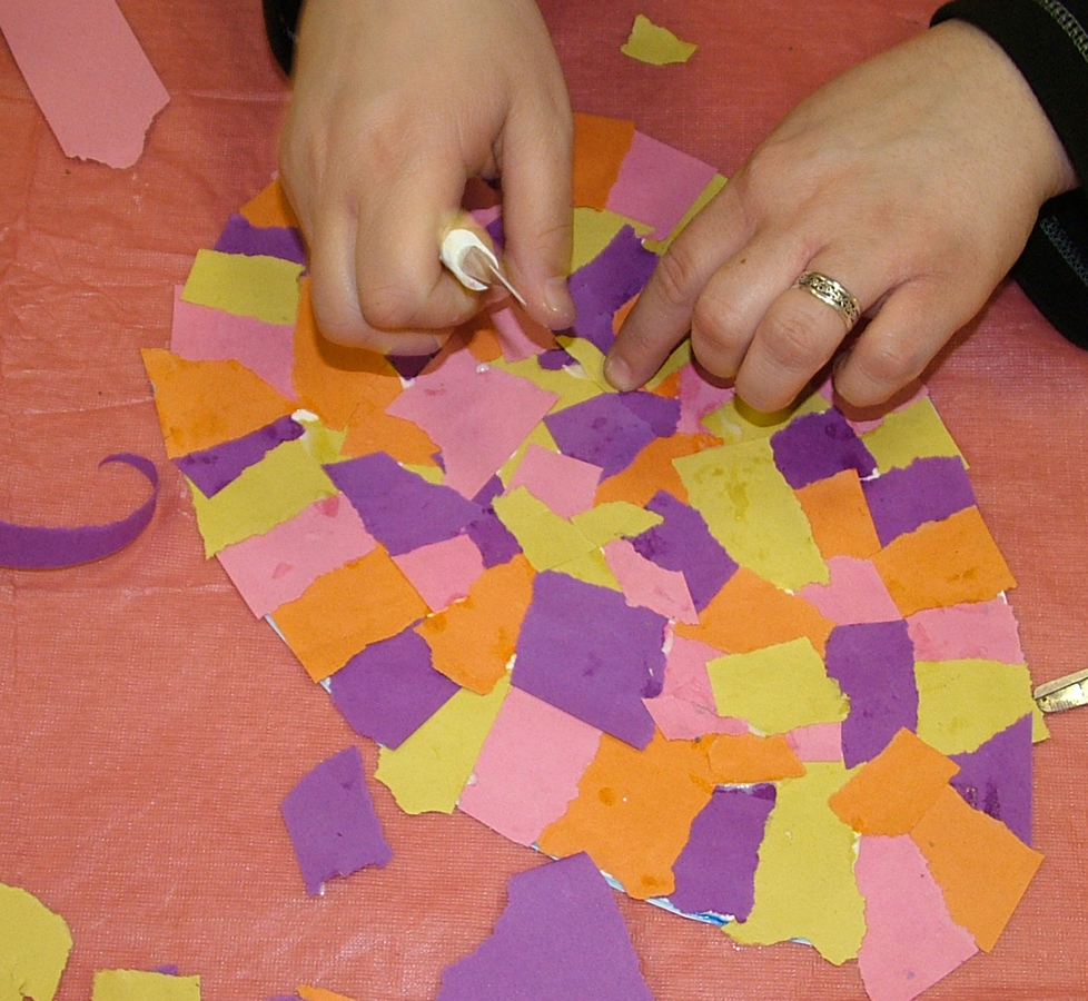 JolieArt: Art & Craft Tutorial for Kids - Mosaic Paper Collage Easter Egg