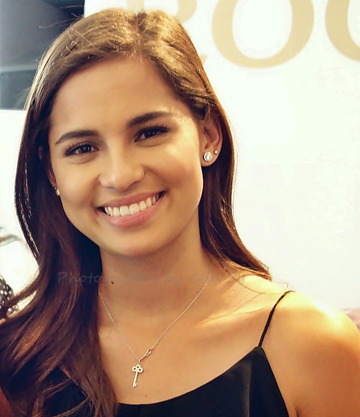 JASMINE CURTIS SMITH: World Vision Newest Youth Ambassador ~ Travel ...