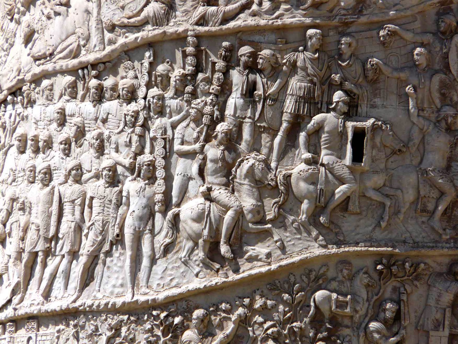 El mundo de Avekrénides. : La Columna Trajana. Roma.