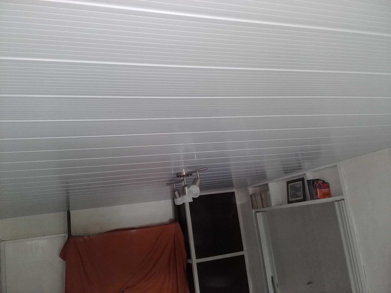 Cielorrasos en PVC - Uruguay: Nuevo diseño de tabla de PVC blanco para ...