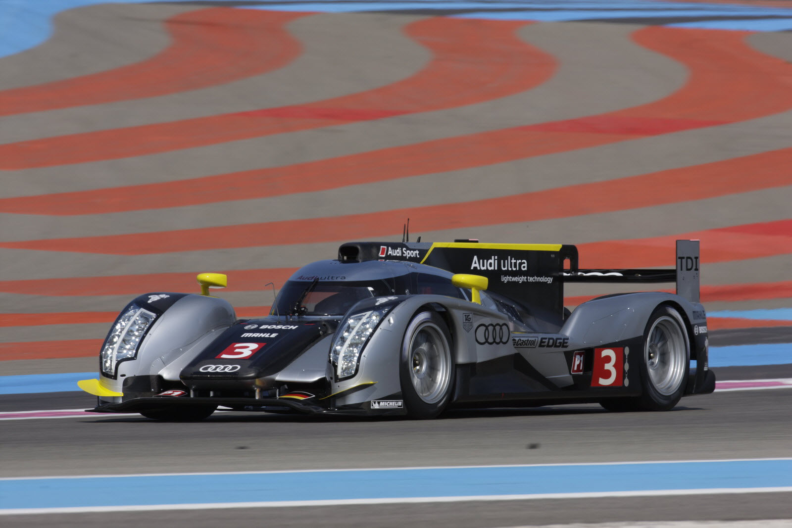 Audi R18 TDI relying on ultra lightweight technology for Le Mans