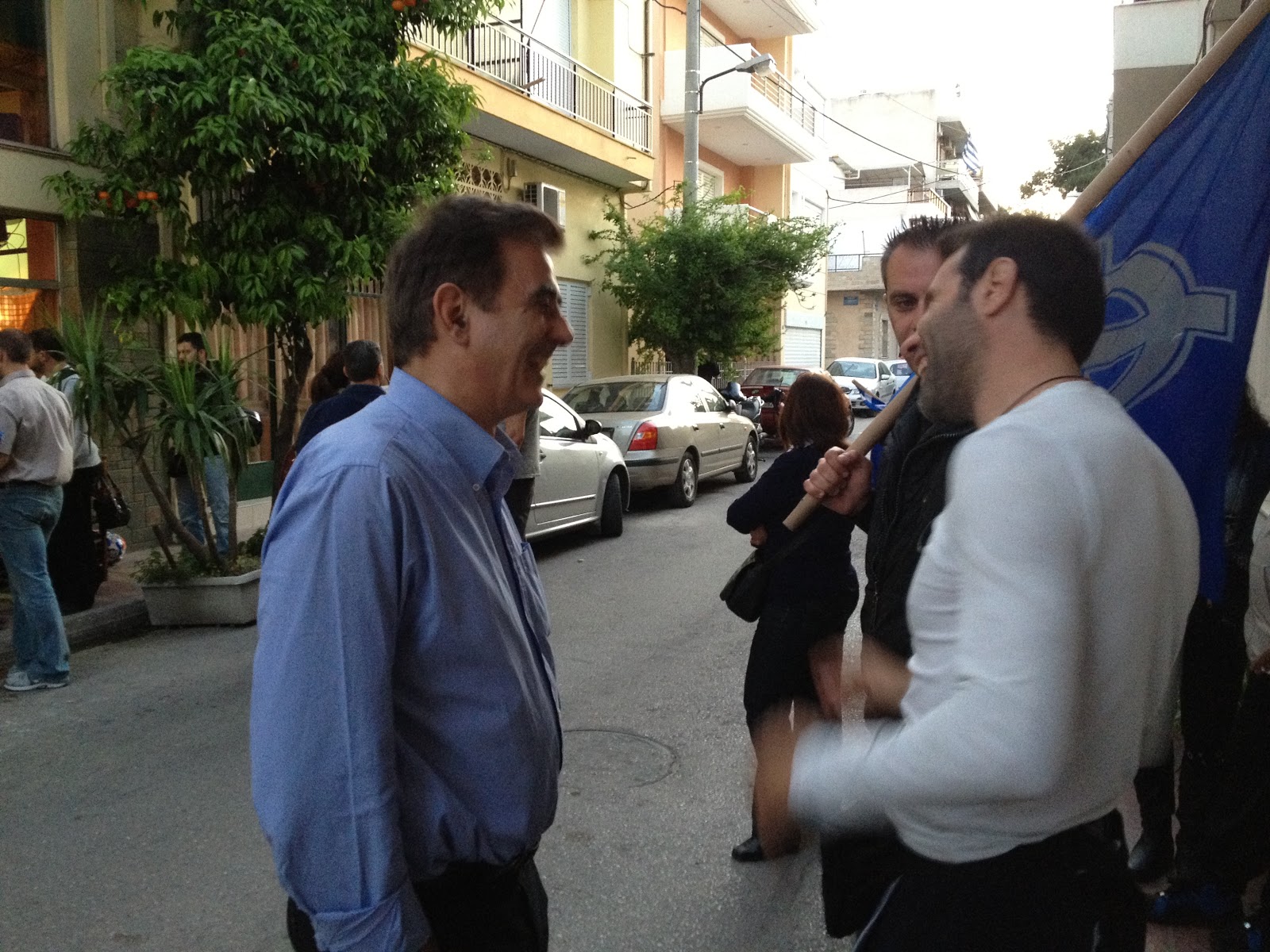 Γιάννης Λύρης: ΧΡΥΣΗ ΑΥΓΗ ΠΑΝΤΟΥ - Επίσκεψη στους Αγ. Αναργύρους.