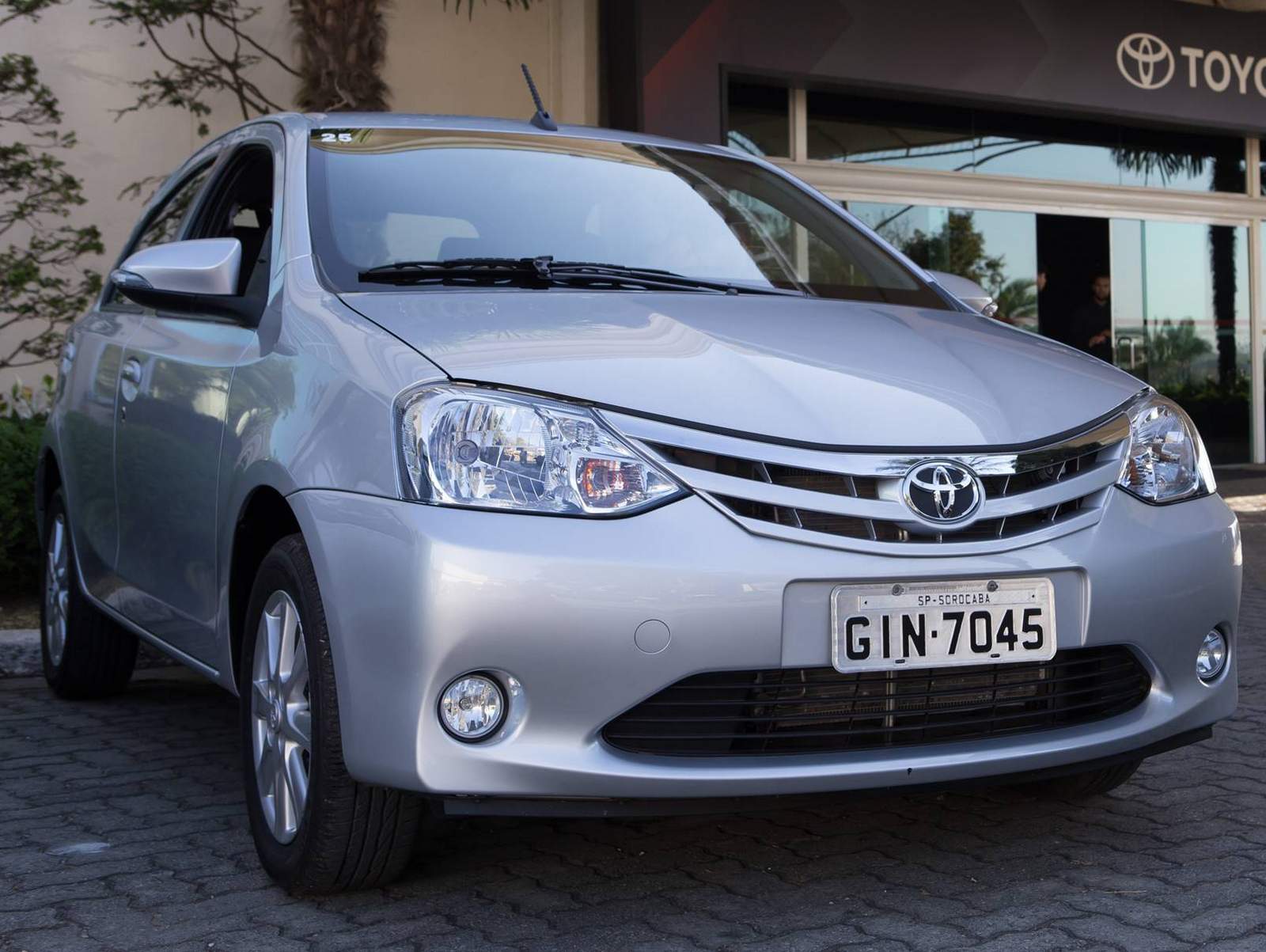 Toyota Etios 2017 motores mais potentes e câmbio AT4