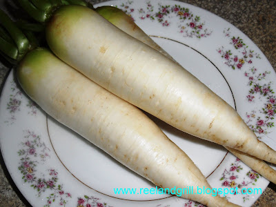 Reel and Grill: Ensaladang Labanos (White Radish and Tomato Salad ...