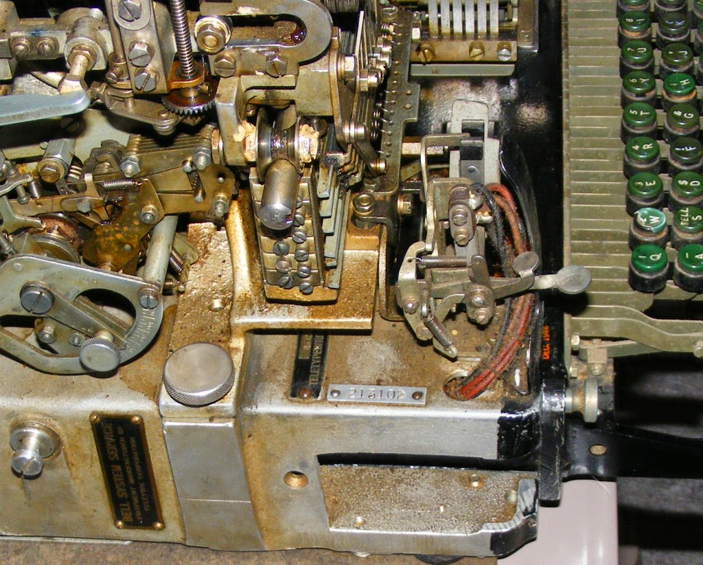 Taipei Signal Army: The Model 15 By Teletype Corporation: The Machine ...