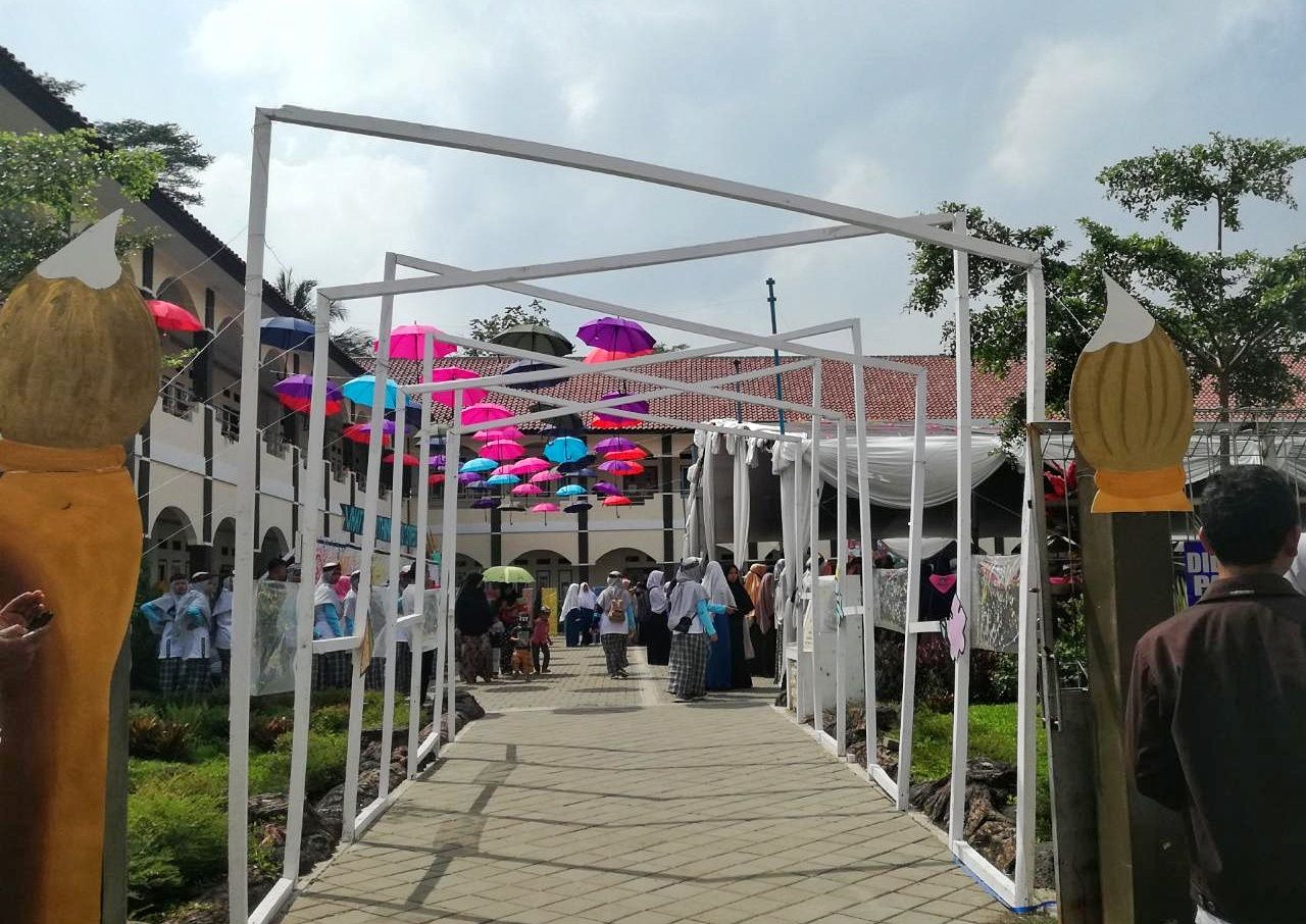 Kerennya Assyifa Festival Putri di SMAIT Assyifa Boarding School ...