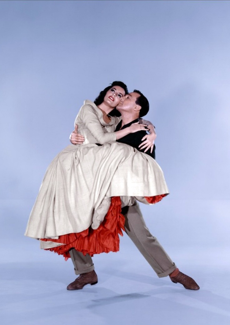 Laura's Miscellaneous Musings: Tonight's Movie: Brigadoon (1954) - A ...