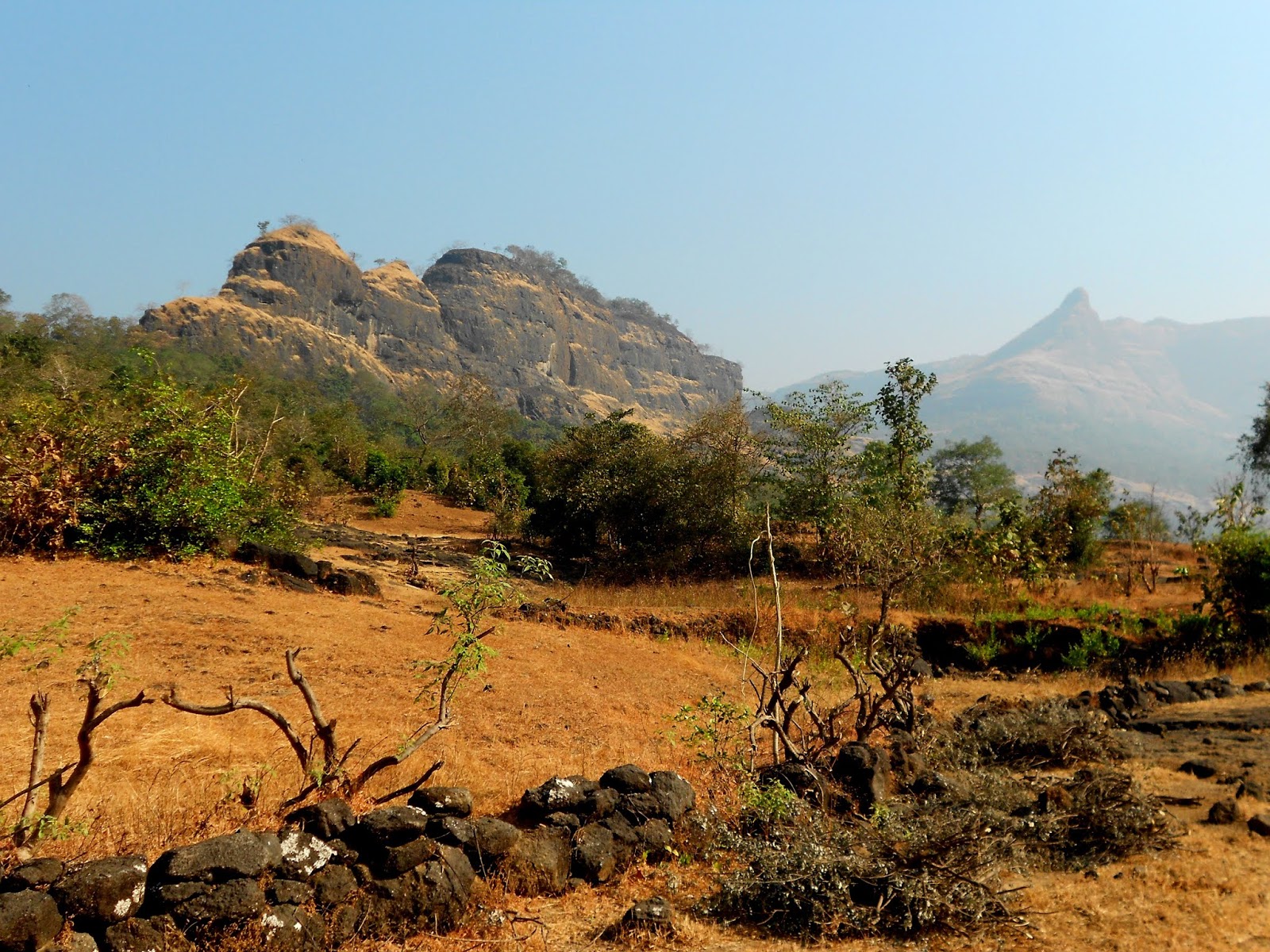 मृगगड (mrugagad fort) - एकांत...