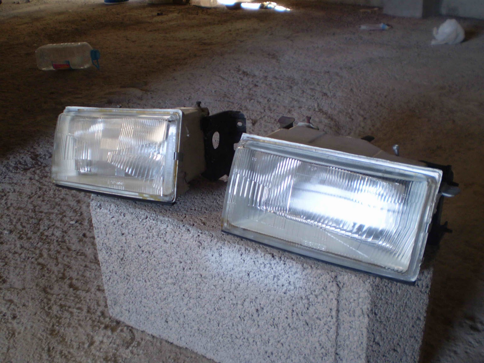 JDMbits: Rare Toyota Corolla GT AE86 Zenki Headlights! -SOLD-