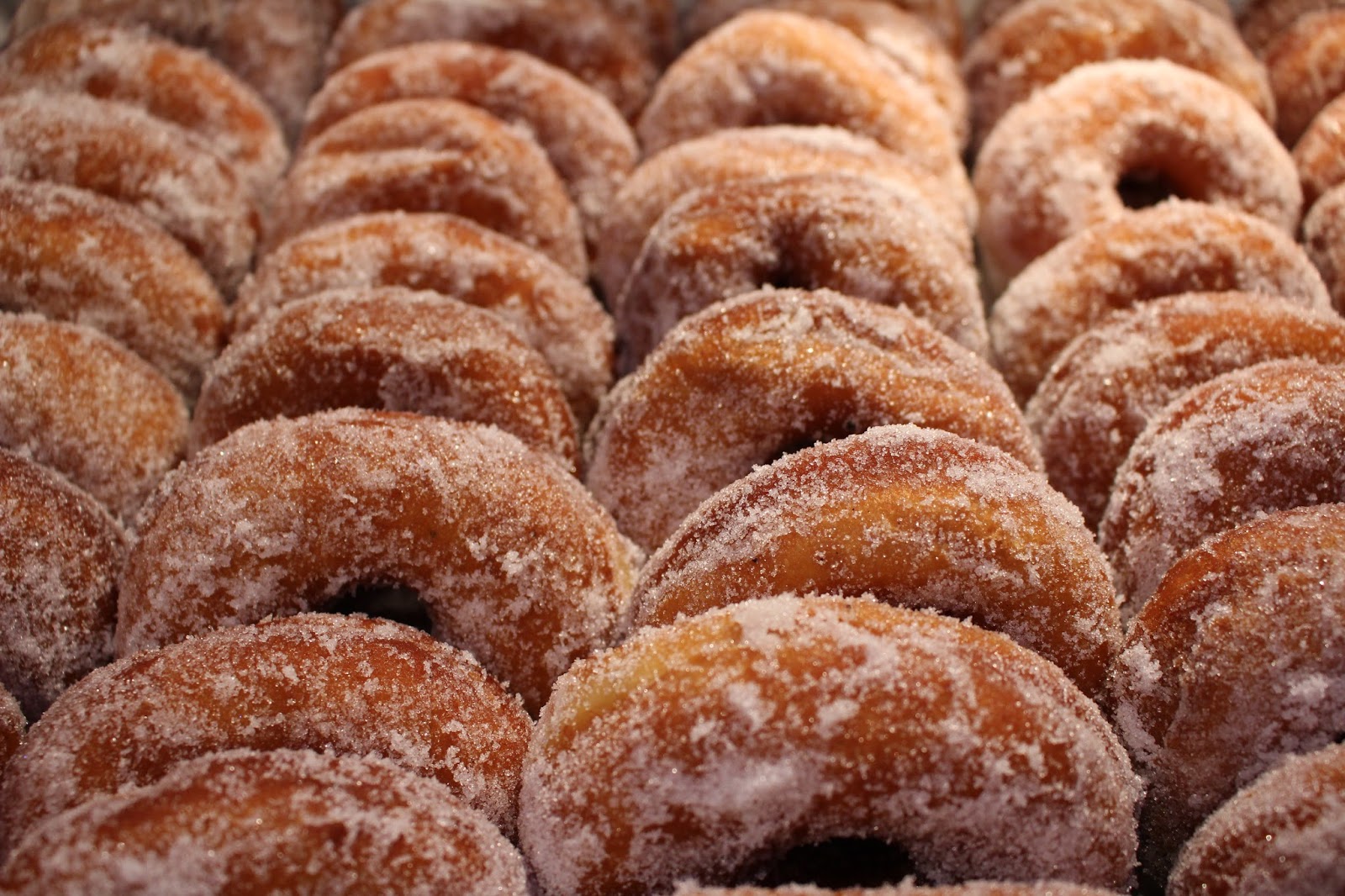 Ranteita myöjen taikinasa: Pehmeät ja suussasulavat munkit myös ...