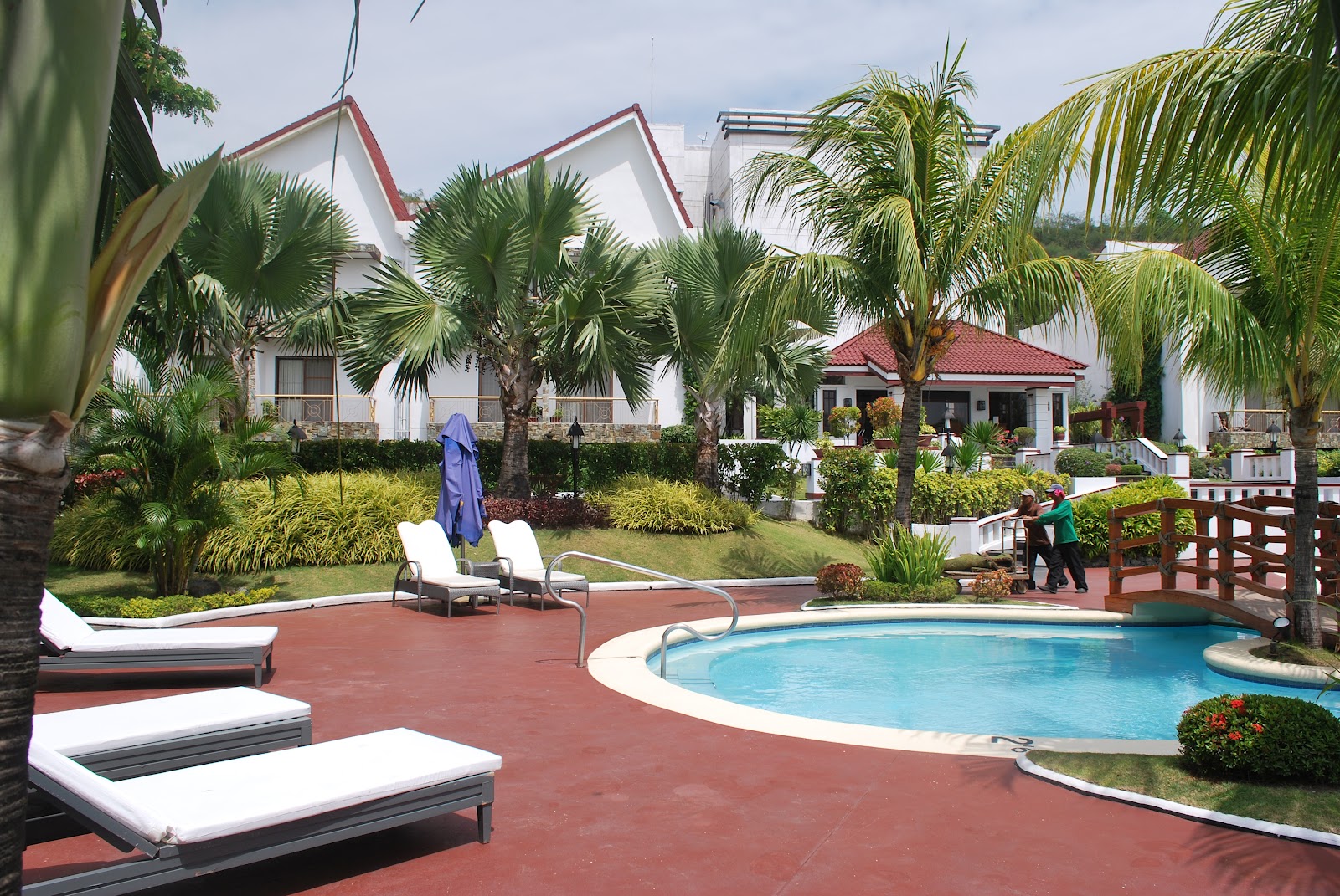 Thunderbird Resorts - Rizal