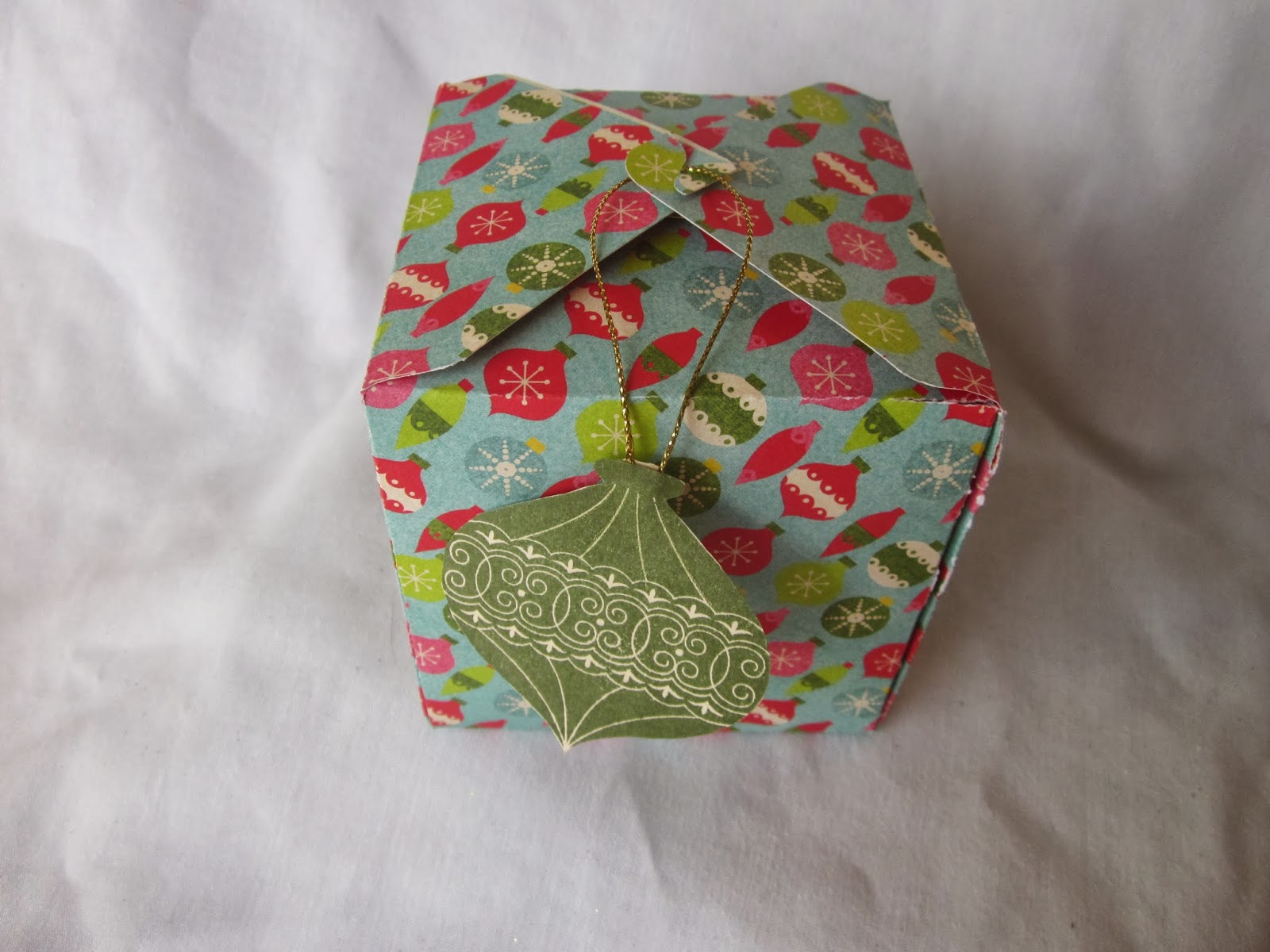 Stamping, Crafting and Having Fun: Gift box Punch board