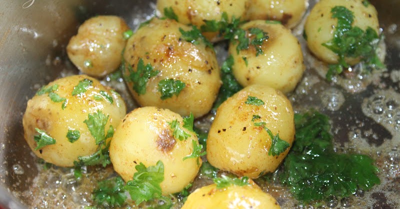 Boiled Parslied Potatoes - Azie Kitchen