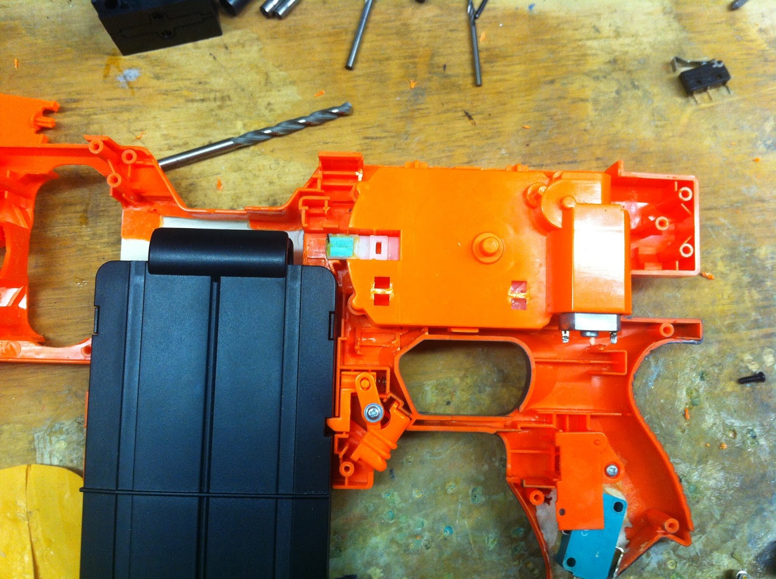 The Dart Zone: Brushless Inrunner AR Cage Continued, and Project T17