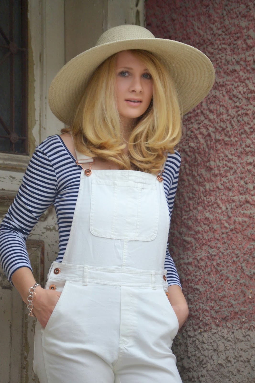 OOTD: White Denim Overall | Melina Alt