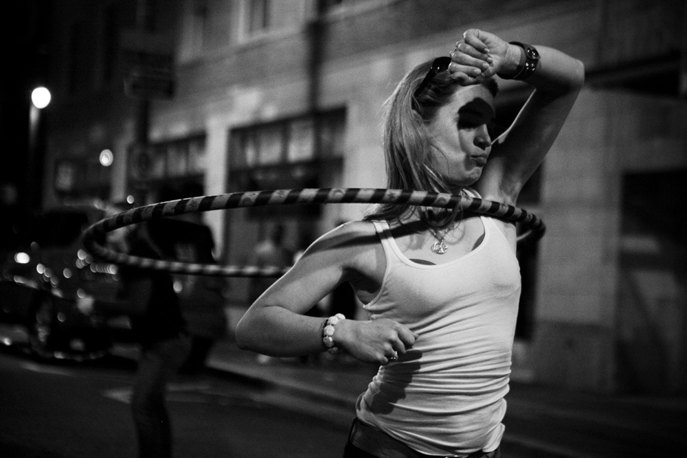 seen memphis: Hula Hoop Girl