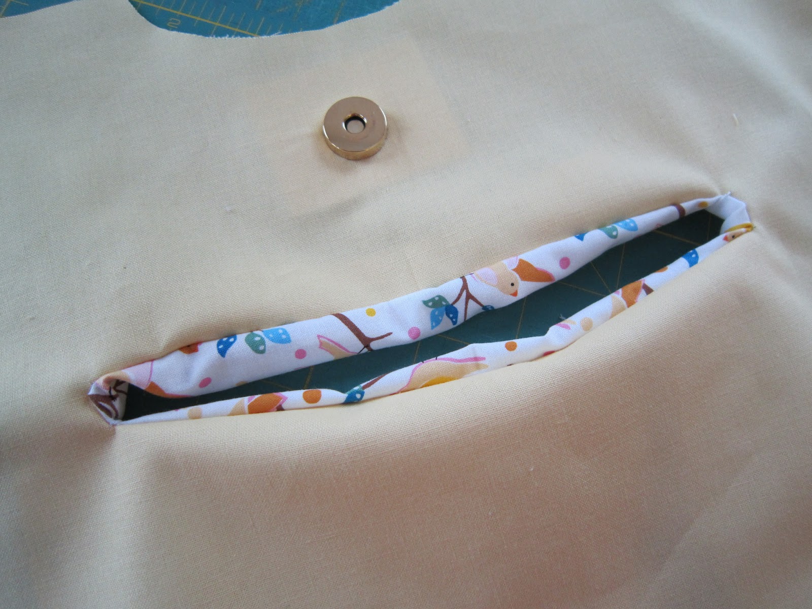 Antiquebasketlady: How to Make an Inside Zippered Pocket for your Purse