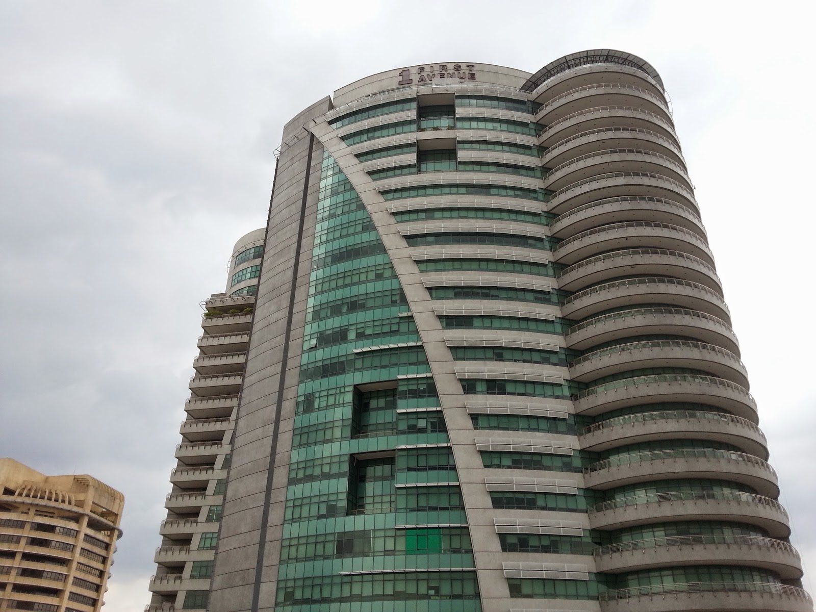 1 First Avenue Building - Malaxi