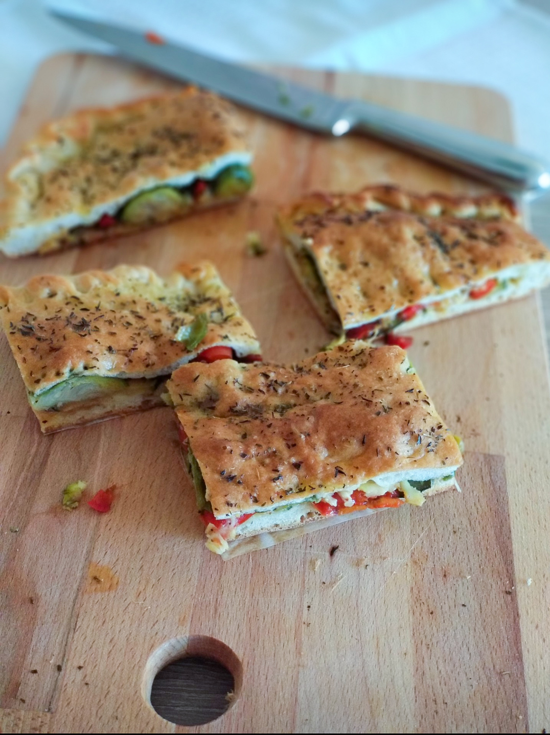 FOCACCIA RELLENA DE VERDURAS Y QUESO