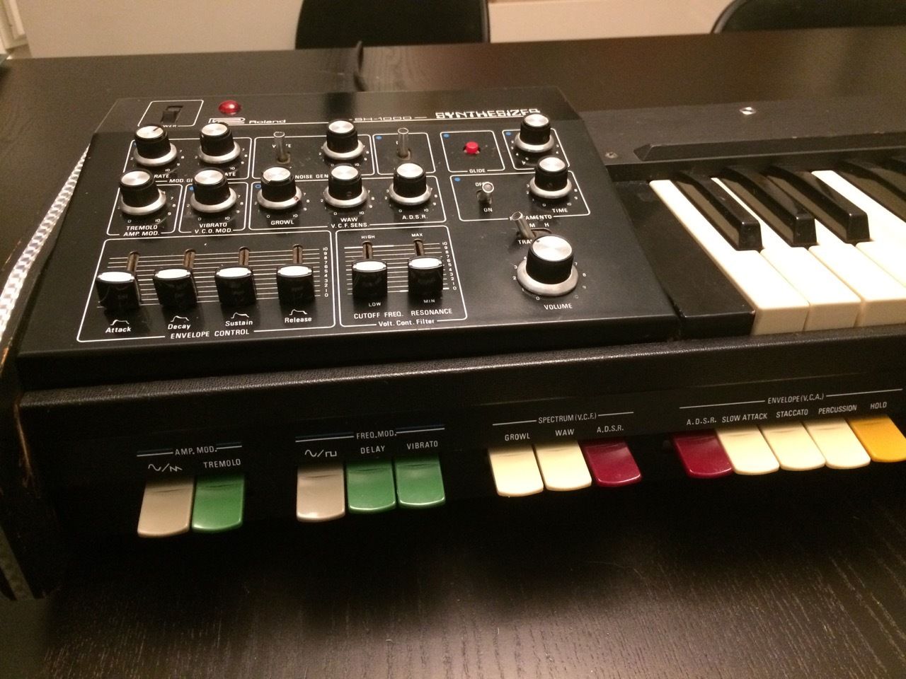 MATRIXSYNTH: ROLAND SH-1000 SN 140564