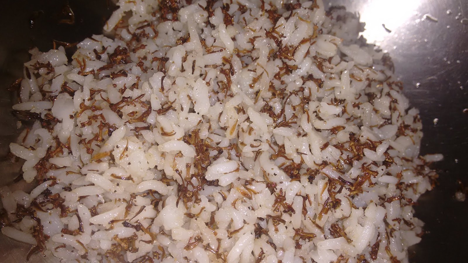 suma's cuisine: VEEPAM POO RICE(NEEM FLOWER RICE)