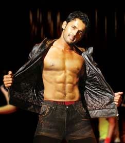 Nitin Eight Pack Body-Tollywood Actor Nitin Body | Love ur Life & ur World