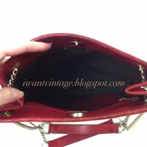 I Want Vintage | Vintage Designer Handbags: Nina Ricci Chain Bag in Red