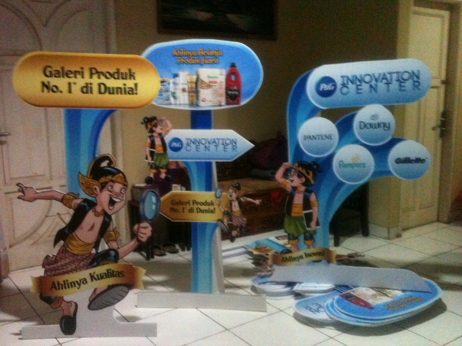 SIGNAGE VISUAL MERCHANDISING