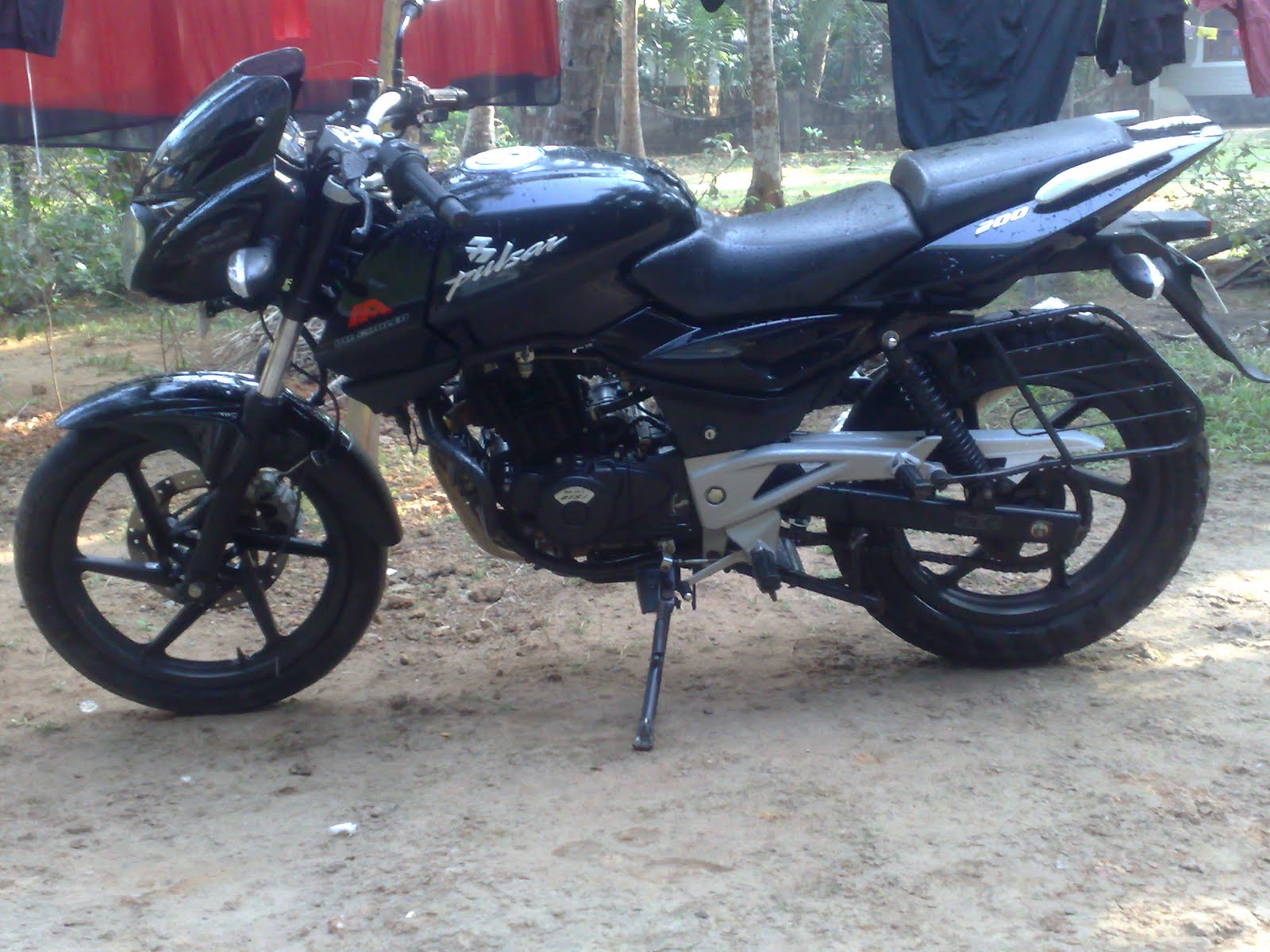2008 Model Pulsar 200 modified to r15