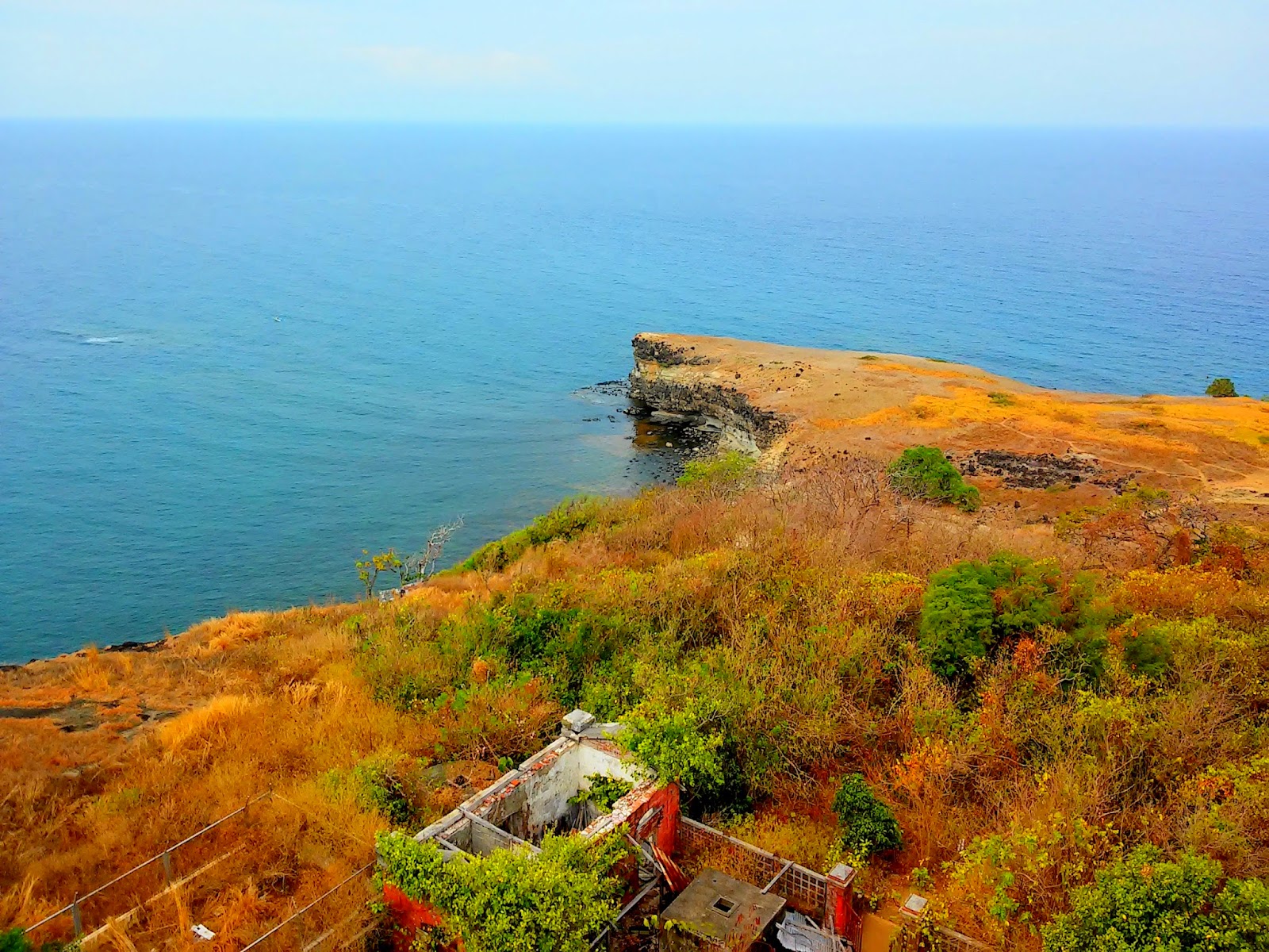Capones Island, Zambales - moredantravels