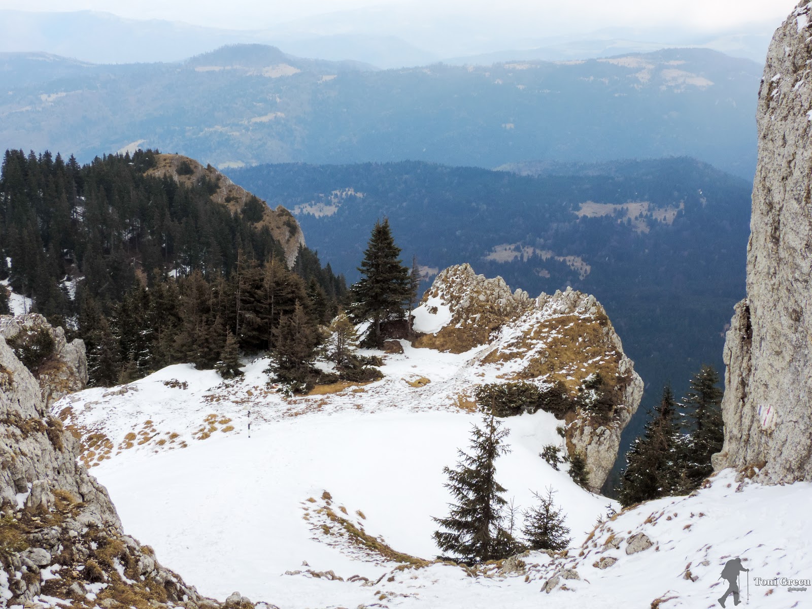 Varful Piatra Mare 1844m, Masivul Piatra Mare. ~ Jurnal de drumeții