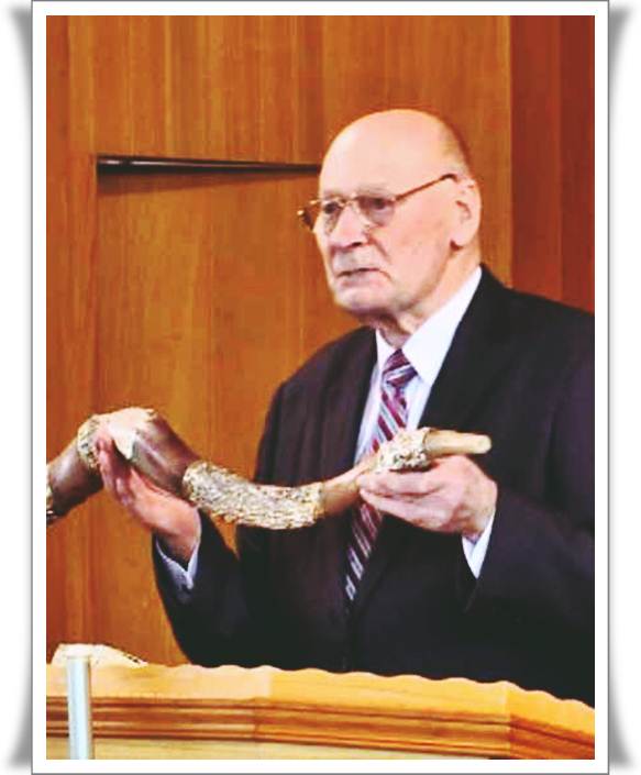 Biografie Ewald Frank. CV-ul pastorului care conduce Misiunea Liberă ...