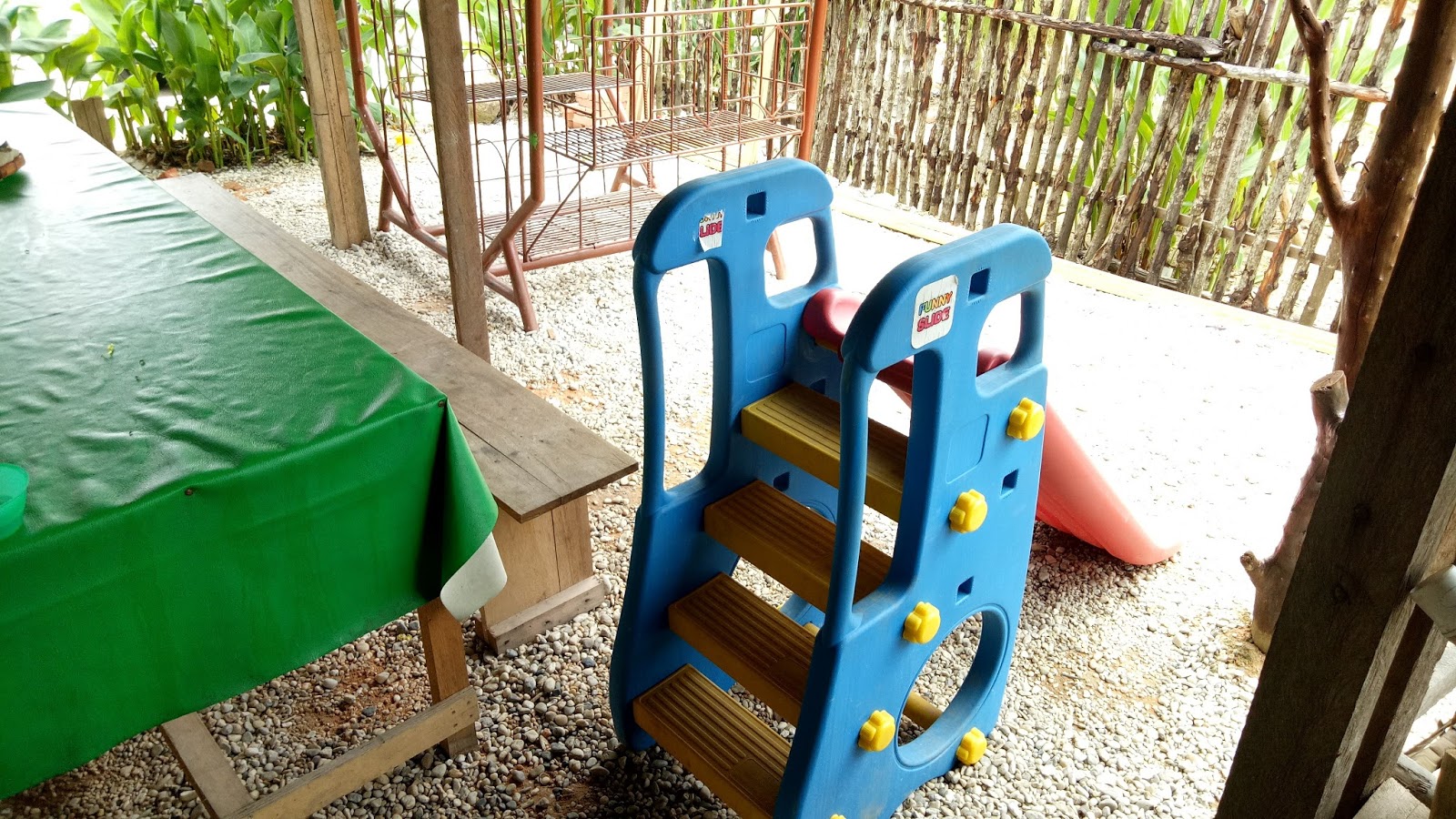 Pondok Kayu Resto Dumai | Puput Se