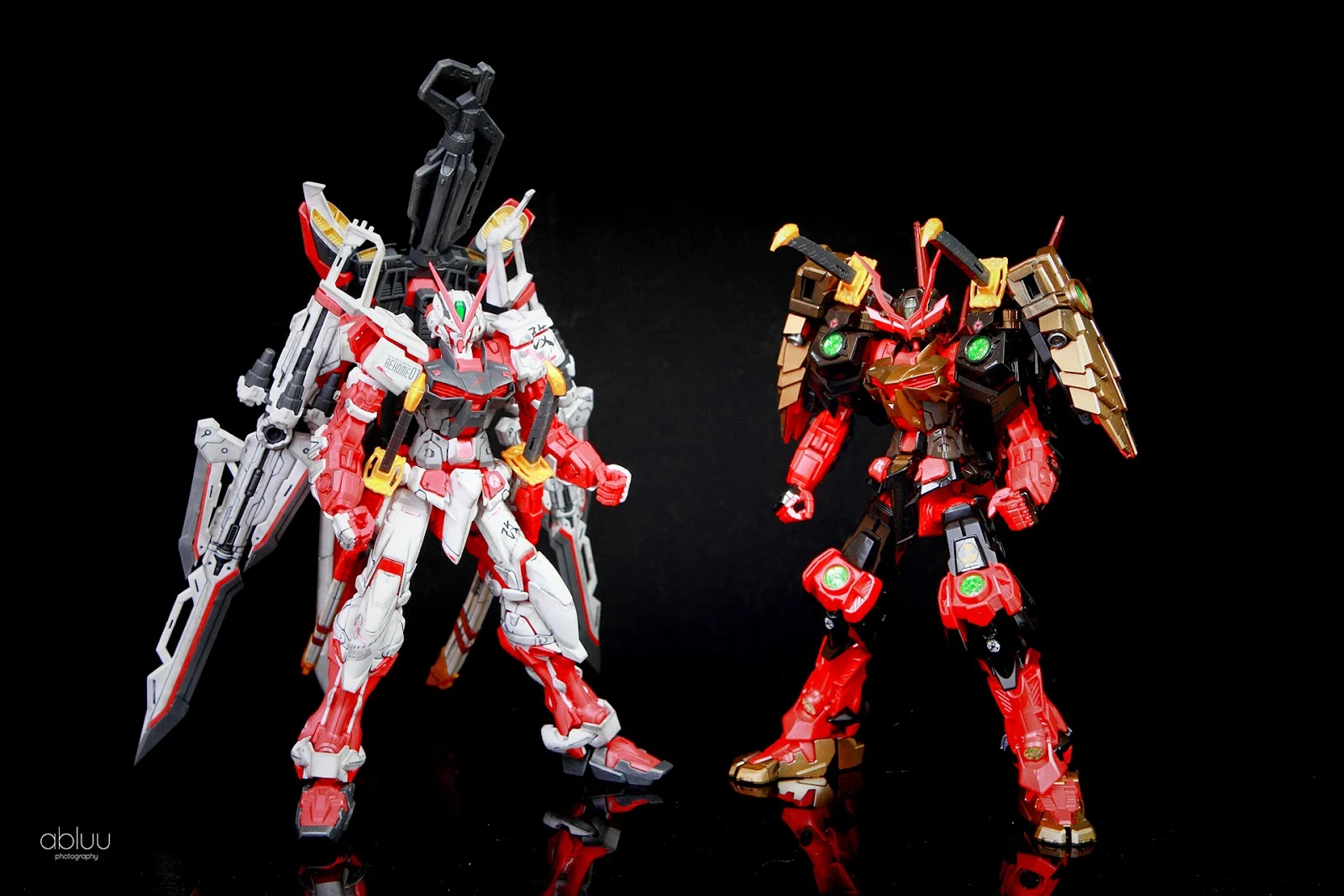 MG 1/100 Gundam Astray Red Frame Kai with 2 Caletvwlch Swords Custom Build