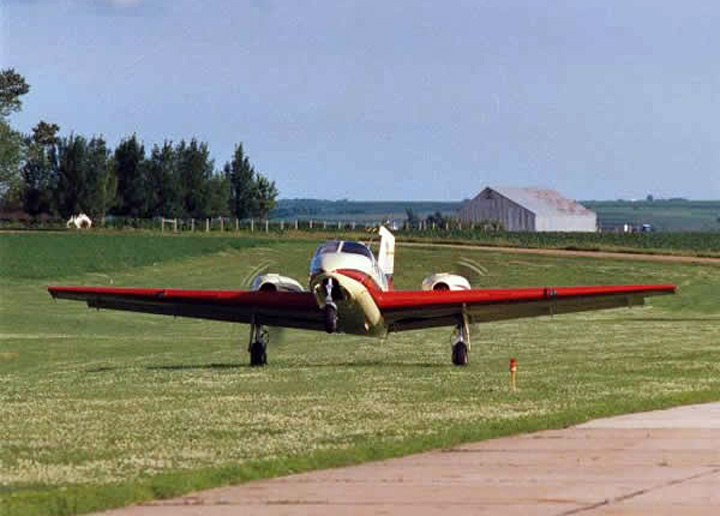 nhungdoicanh: AAC 44 Angel