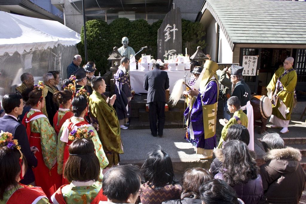 MagicXstitch: Hari-Kuyo: Rotas pero no olvidadas...