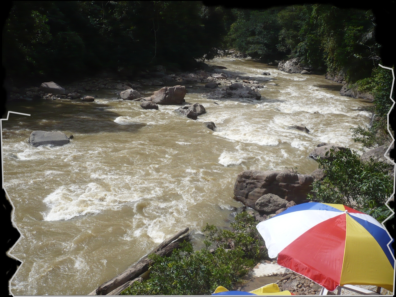 Gwing1313: MERARAP HOTSPRING, LAWAS, SARAWAK