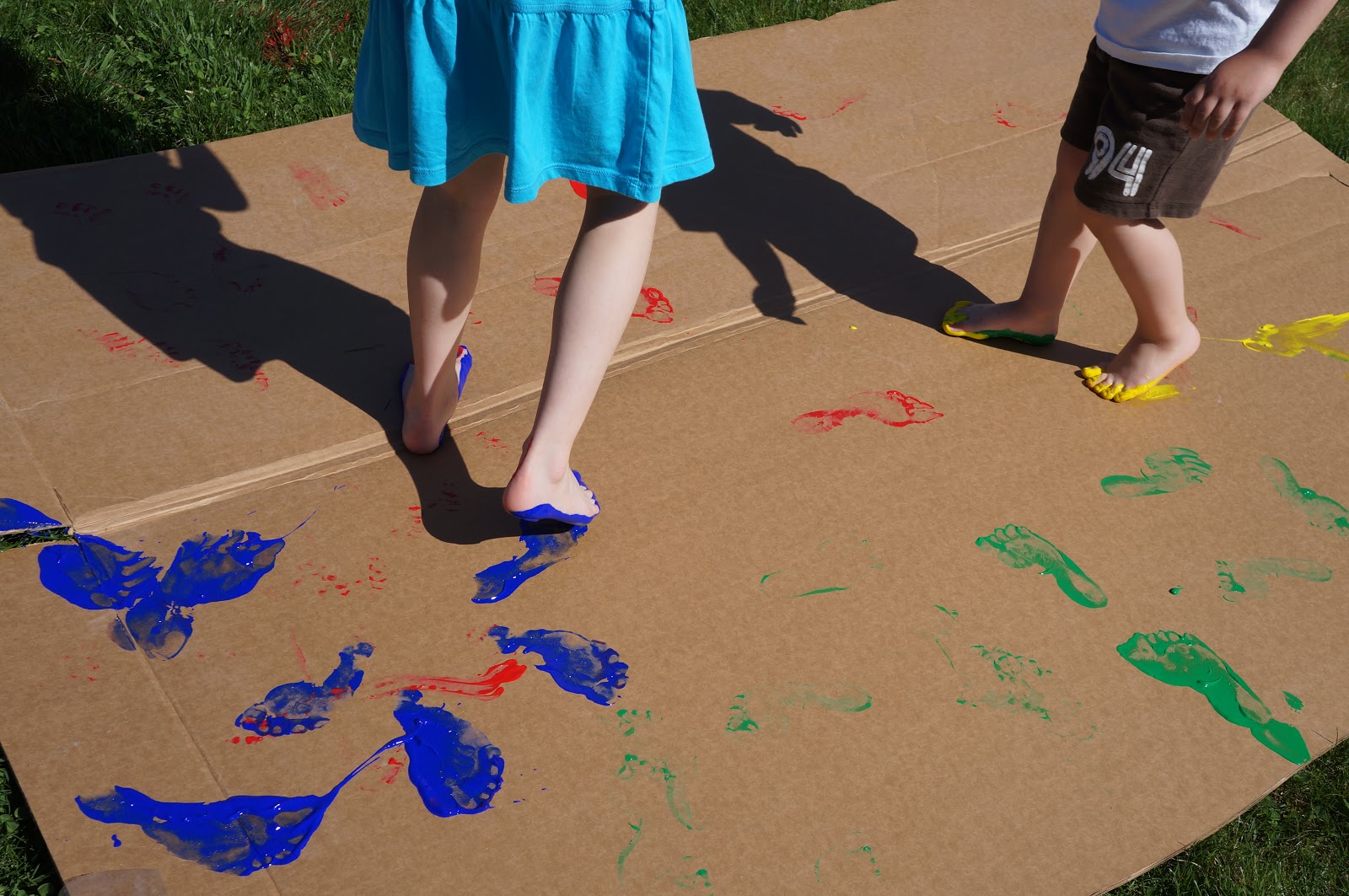 Joyful Learning in the Early Years: Foot Painting
