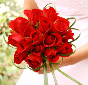 The Wedding Collections: Red Wedding Flowers