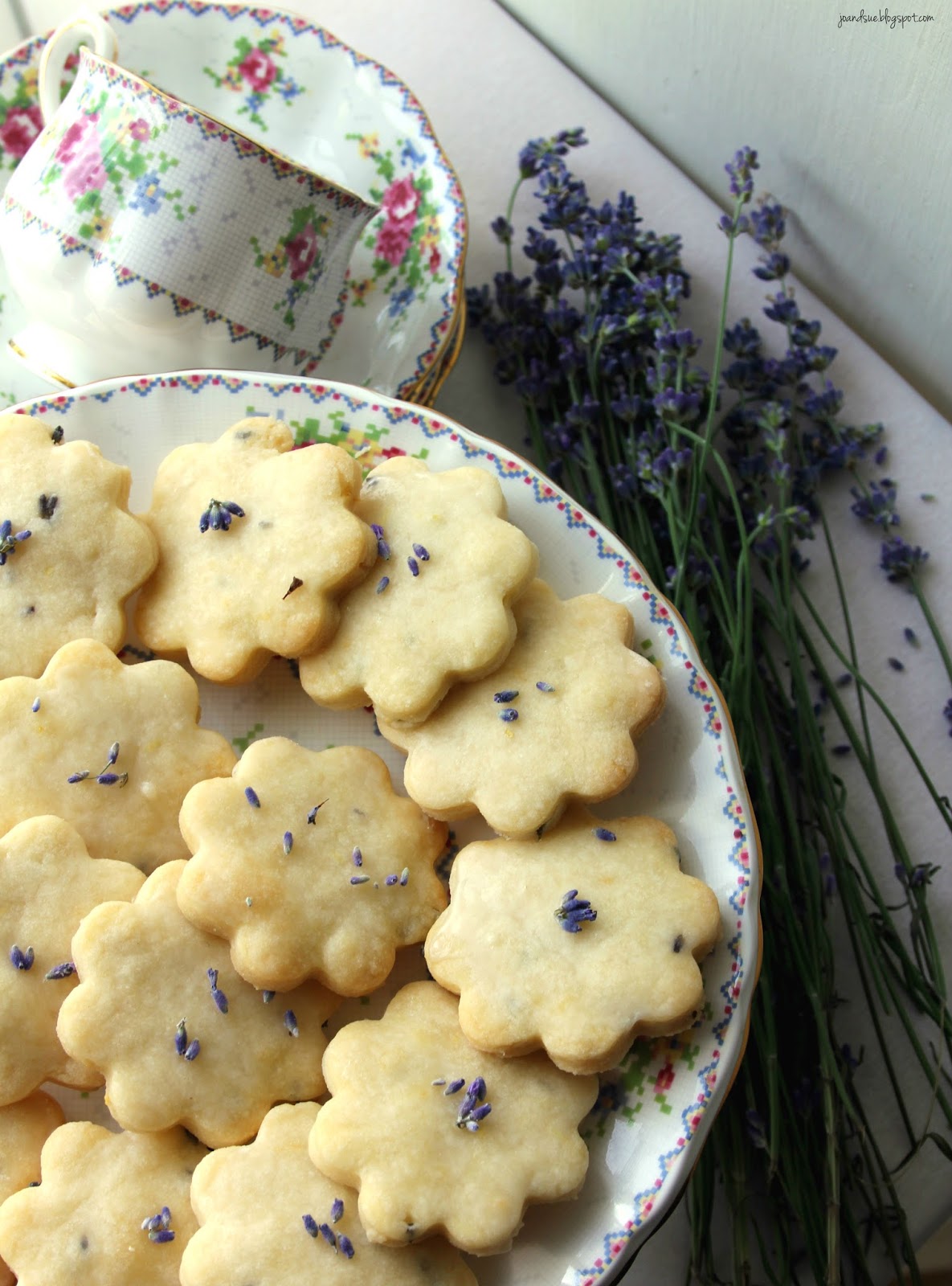 Jo and Sue: Lavender Lemon Shortbread Cookies