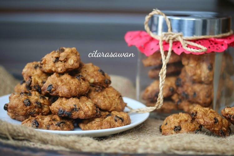Biskut Oat Blackcurrant / Oatmeal Blackcurrant Cookies ~ Resepi Terbaik